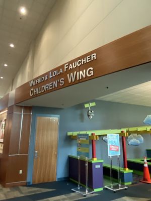 LARGO PUBLIC LIBRARY - Updated May 2025 - 88 Photos & 39 Reviews - 120 ...