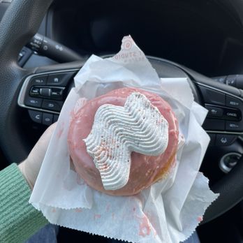 MOONBRIDGE DOUGHNUT STUDIO - Updated May 2024 - 122 Photos & 93 Reviews ...