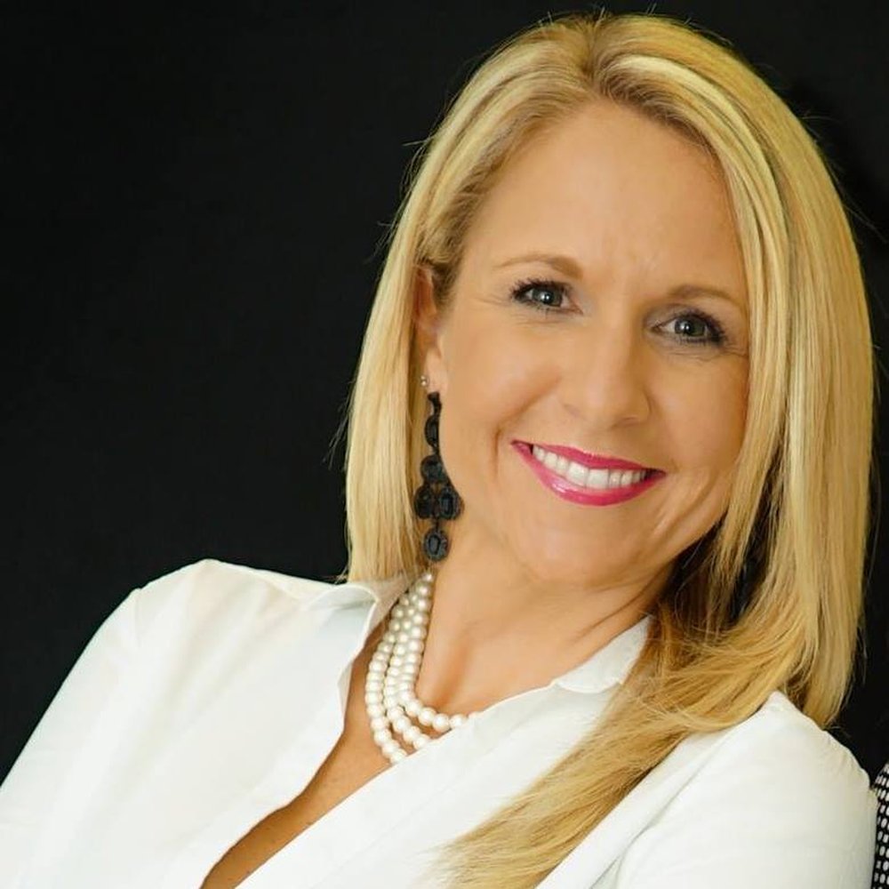 Laurie Sandoval's Instagram, Twitter & Facebook on IDCrawl