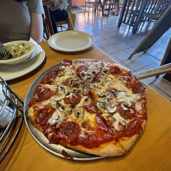 REBA’S PIZZERIA & DELI - Updated March 2025 - 67 Photos & 109 Reviews ...