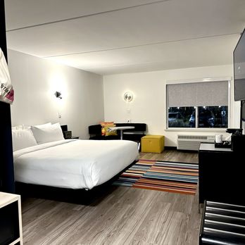 ALOFT FRAMINGHAM - Updated December 2025 - 128 Photos & 15 Reviews ...