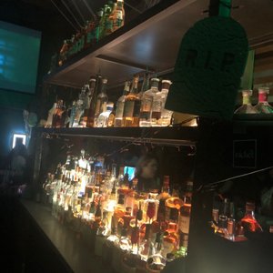 FOXHOLE - CLOSED - 245 Photos & 212 Reviews - 1218 14th Ct, Miami Beach ...