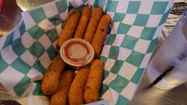 BOBALOUIE’S GRILLE & SPORTS GARDEN - Updated September 2025 - 16 Photos ...