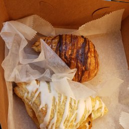 VILLAGE BAKEHOUSE - Updated December 2025 - 438 Photos & 440 Reviews ...