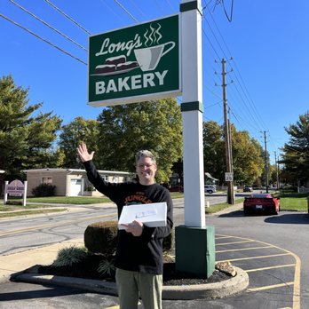 LONG’S BAKERY - Updated July 2024 - 224 Photos & 384 Reviews - 2301 E ...