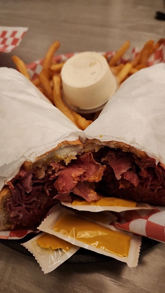 CHARMER’S FRESH BURGERS - Updated July 2025 - 298 Photos & 322 Reviews ...