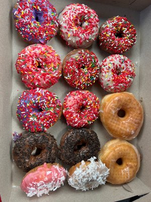 K-T DONUTS #2 - Updated December 2025 - 136 Photos & 186 Reviews - 8415 ...