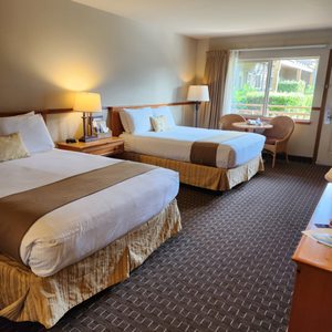 THE STEPHANIE INN & DINING ROOM - Updated January 2026 - 364 Photos ...