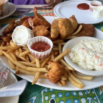 SMITTY’S CLAM BAR - TEMP. CLOSED - Updated January 2026 - 309 Photos ...