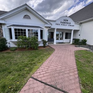 MAHOPAC PUBLIC LIBRARY - Updated August 2025 - 16 Photos & 10 Reviews ...