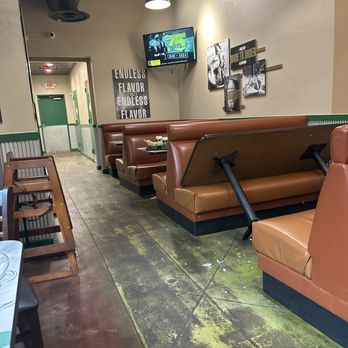 WINGSTOP - Updated December 2025 - 70 Photos & 126 Reviews - 4102 ...
