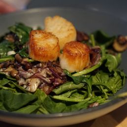 ROOTS THE RESTAURANT - Updated October 2025 - 295 Photos & 431 Reviews ...