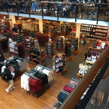 Stanford Bookstore - 94 Photos & 89 Reviews - Bookstores - 519 Lasuen ...