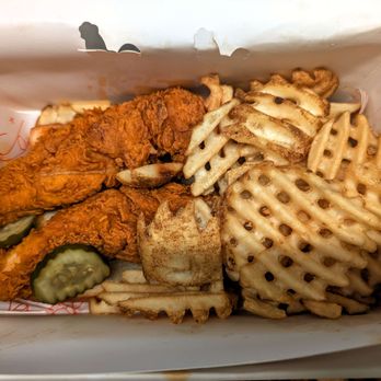 CLUCK KITCHEN - Updated June 2025 - 747 Photos & 690 Reviews - 17915 ...