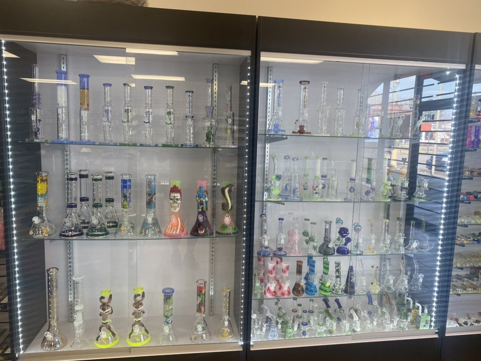 FANCY SMOKE - Updated July 2025 - 719 Battle St E, Talladega, Alabama ...