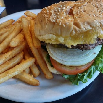 RED HUT CAFE - Updated June 2024 - 878 Photos & 1080 Reviews - 3660 ...