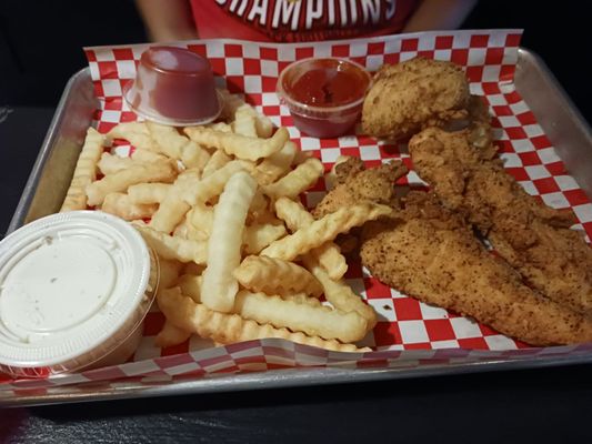 COURTNEY’S BBQ - Updated November 2025 - 32 Photos & 64 Reviews - 1166 ...