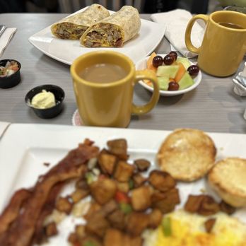 EASY EGG CAFE - Updated May 2025 - 292 Photos & 337 Reviews - 41967 ...