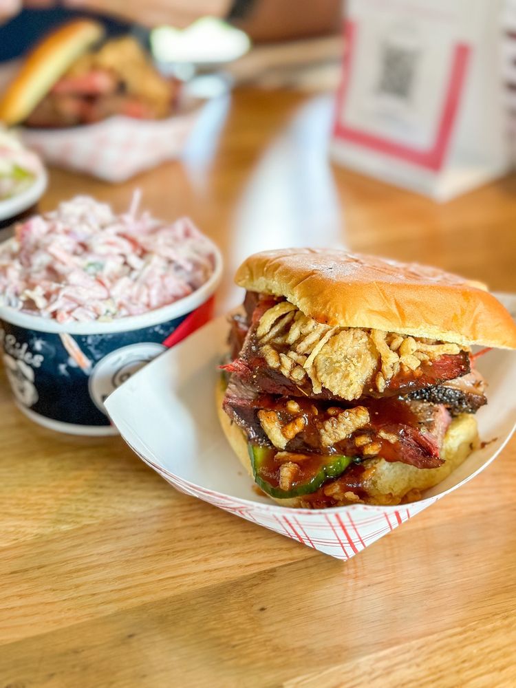 PIG BEACH -WEST PALM BEACH - 196 Photos & 145 Reviews - 2400 South ...