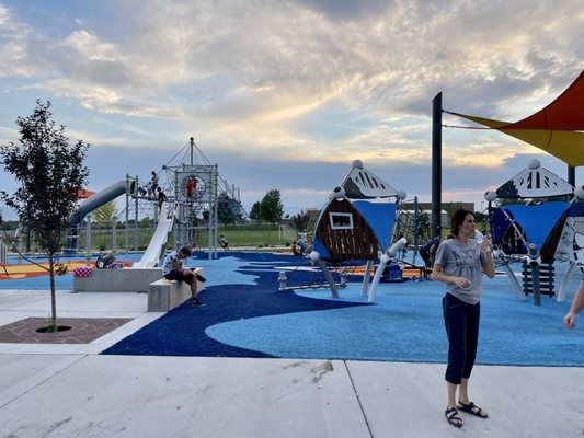 HARVEY PARK - Updated August 2025 - 39 Photos - 4301 W Harvey Blvd ...