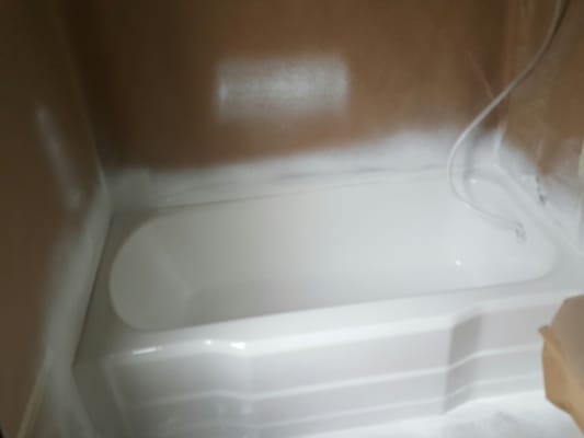 GLAZE MASTER BATHTUB REFINISHING - Updated October 2025 - 26 Photos ...