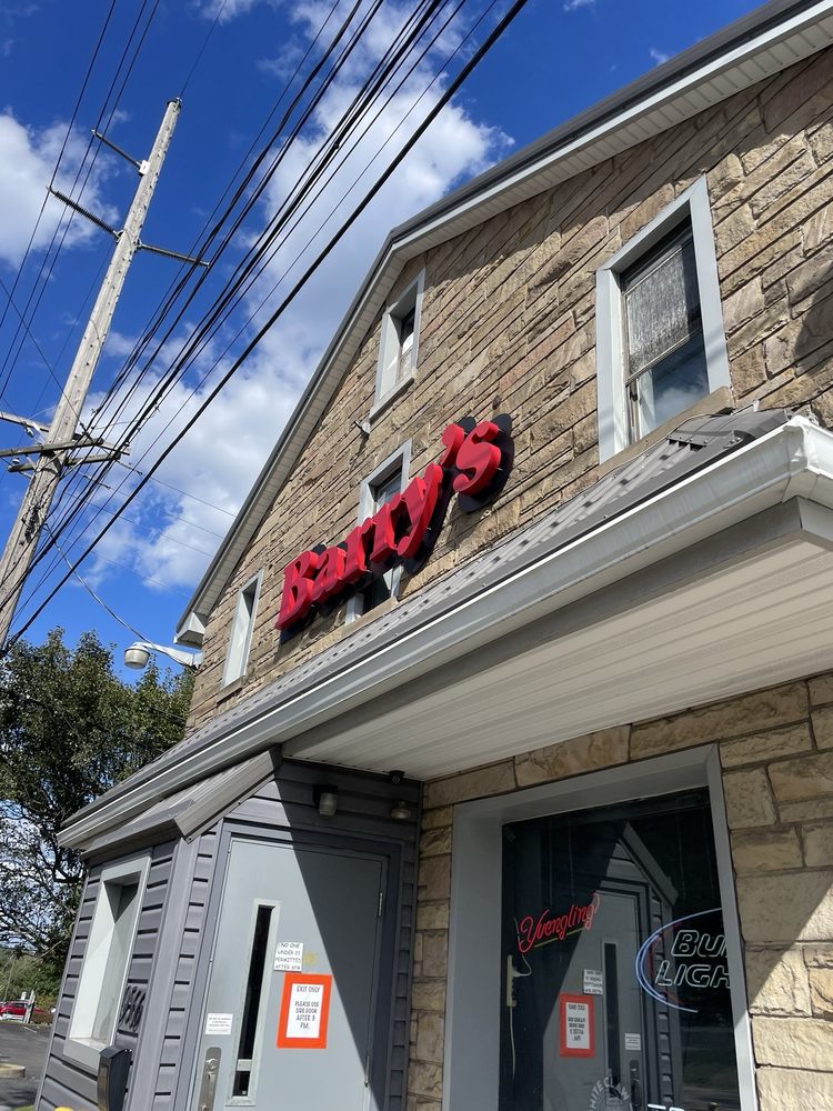 BARRY’S - Updated October 2025 - 11 Photos & 22 Reviews - 9566 Perry ...