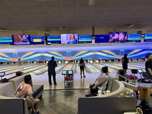 BRANDON CROSSROADS BOWL - Updated January 2026 - 61 Photos & 49 Reviews ...