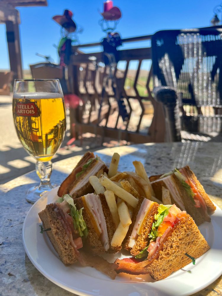 TURTLEBACK TAPHOUSE - Updated October 2025 - 17 Photos & 18 Reviews ...