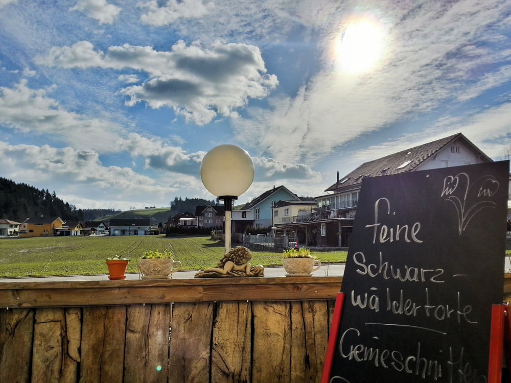 CAFÉ RESTAURANT FLEURY - Dorfstrasse 23, Richenthal, Luzern ...
