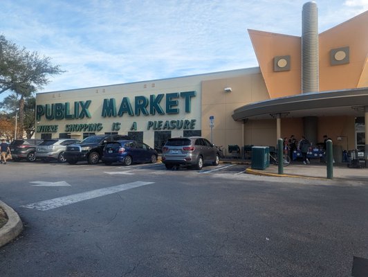 PUBLIX - Updated October 2025 - 38 Photos & 64 Reviews - 2015 Edgewater ...