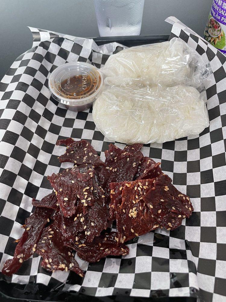 SAAP KITCHEN LAO THAI - Updated 05/2025 - 18 Photos & 29 Reviews - 4525 ...