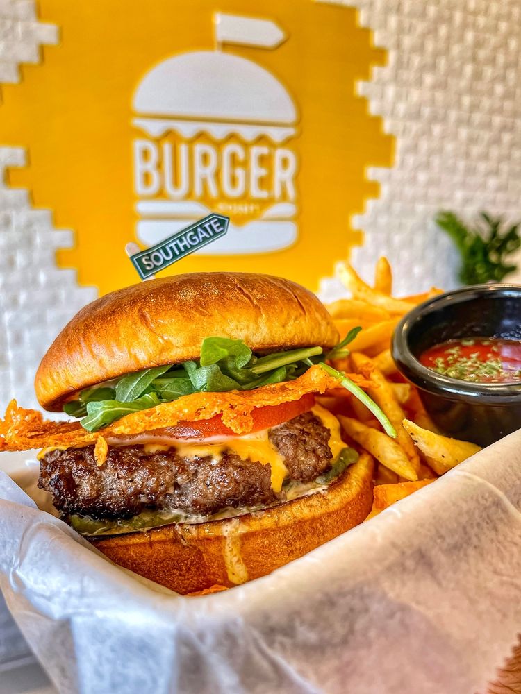 BURGER POINT - Updated July 2025 - 185 Photos & 121 Reviews - 2615 ...