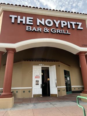 THE NOYPITZ BAR & GRILL - Updated November 2024 - 41 Photos & 35 ...