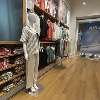 UNIQLO - Updated December 2025 - 67 Photos & 10 Reviews - 13350 Dallas ...