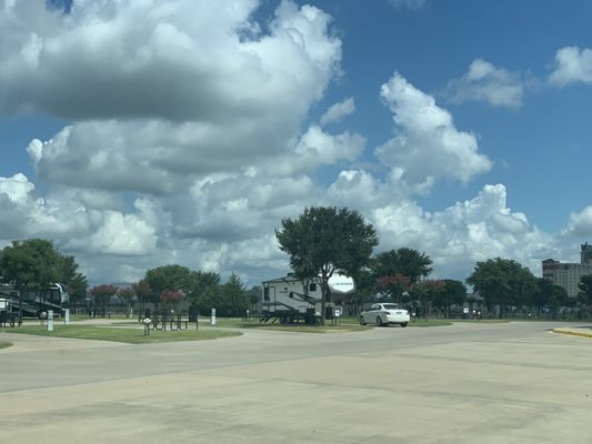 FUN TOWN RV AT WINSTAR - Updated October 2025 - 23 Photos & 21 Reviews ...