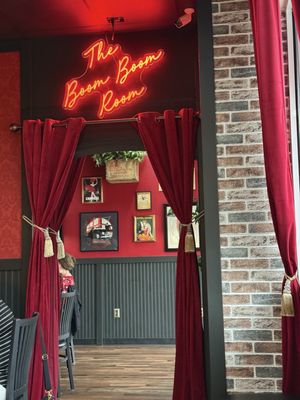 THE RED DOOR KITCHEN - Updated December 2025 - 58 Photos & 60 Reviews ...