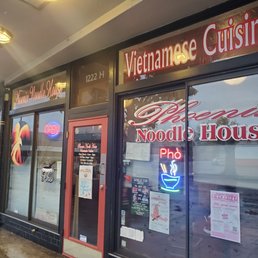 PHOENIX NOODLE HOUSE - Updated December 2025 - 399 Photos & 677 Reviews ...