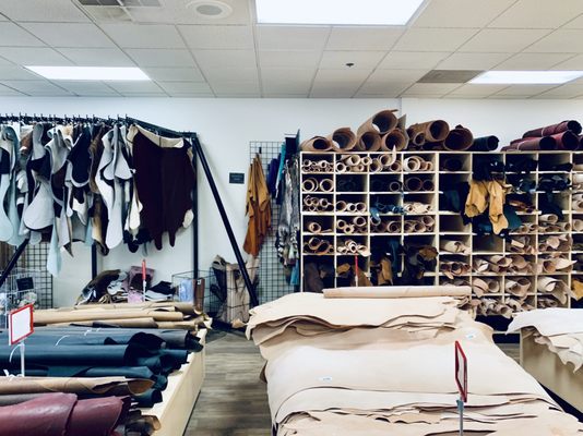 TANDY LEATHER FACTORY - Updated August 2025 - 2217 E Tudor Rd ...