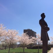 ONE LYTLE PLACE APARTMENTS - 51 Photos & 21 Reviews - 621 E Mehring Way ...