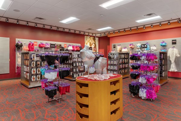 HUSTLER HOLLYWOOD - Updated October 2025 - 21 Photos - 15208 Bear Valley Rd, Victorville ...