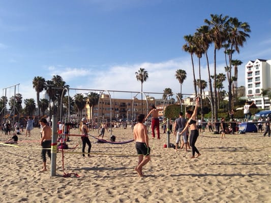 SANTA MONICA SLACKLINE PARK - 17 Photos - 1748 Ocean Front Walk, Santa ...