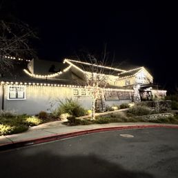 PERRY’S - NOVATO - Updated October 2025 - 192 Photos & 201 Reviews ...