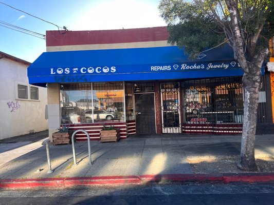 LOS COCOS SALVADORAN RESTAURANT - 85 Photos & 222 Reviews - 1449 ...