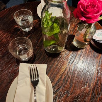 MONO+MONO - 1852 Photos & 944 Reviews - 116 E 4th St, New York, New ...