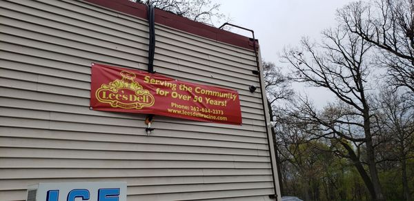 LEE’S DELI - 34 Photos & 28 Reviews - 2615 Washington Ave, Racine ...