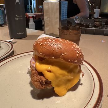 CLASS CLOWN HAMBURGERS - Updated December 2025 - 44 Photos & 38 Reviews ...