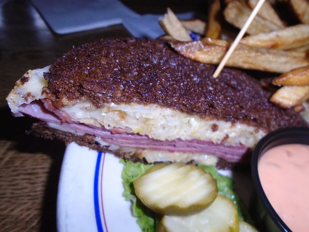 BARKER’S BAR & GRILL - 105 Photos & 130 Reviews - American (Traditional ...