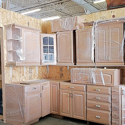 BARGAIN BUILD - Updated November 2025 - 41 Photos - 1611 Lakeland Ave ...