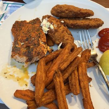 SAM THE CLAM’S PUB & GRUB - Updated October 2025 - 156 Photos & 159 ...