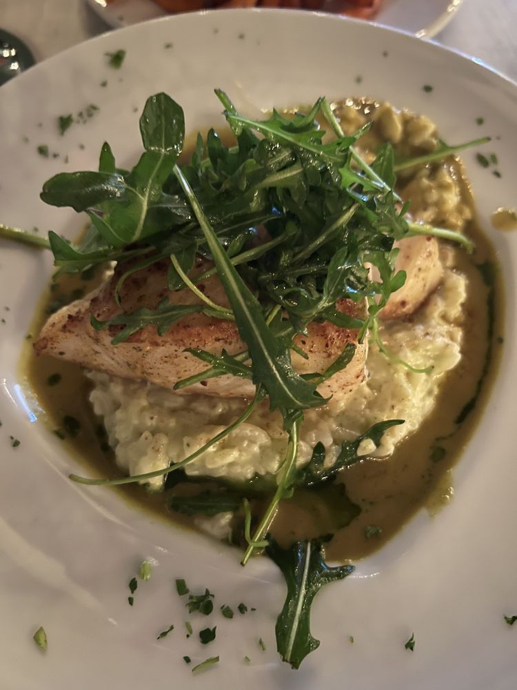 BIG CEE’S WATERFRONT DINING - 10 Photos - 66 Rhine Rd, Saint Martin ...